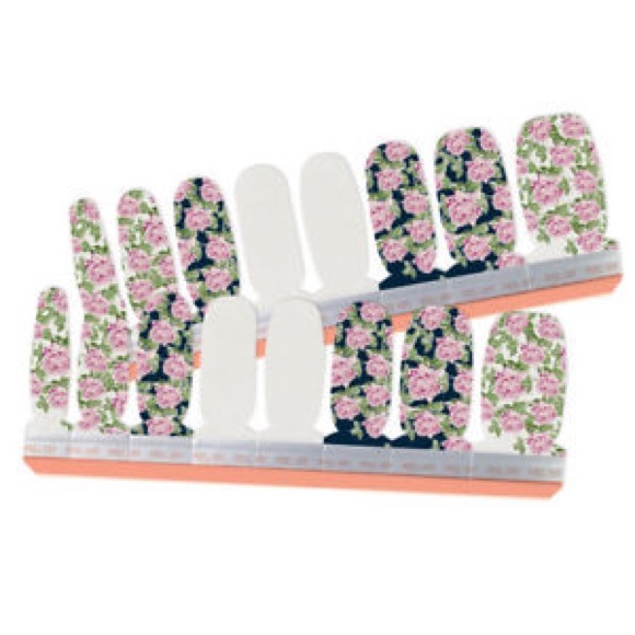 Color Street Nails | Other | Colorstreet Sakura Festival Rose Path ...